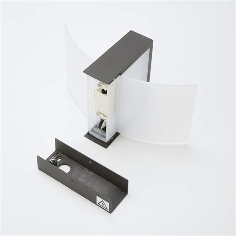 Aplique Led Para Exteriores Skadi Arqueado Lamparaes