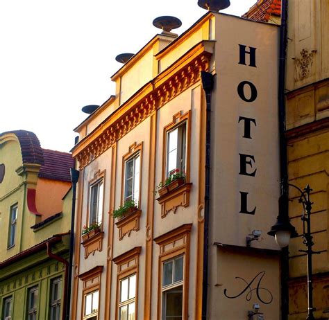 HOTEL ANTIK $65 ($̶1̶1̶7̶) - Updated 2022 Prices & Reviews - Prague ...
