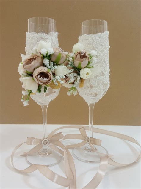 Луксозен сет сватбени чаши и шампанско с дантела Handmasters Bg