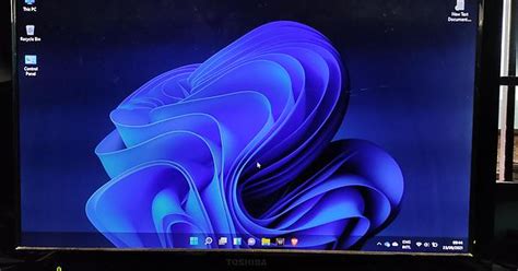 External Monitor Vs My Laptop Monitor Album On Imgur