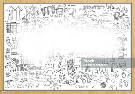 차트 및 텍스트에 대 한 빈 공간을 화이트 보드에 다이어그램 화이트 보드 개념 배경 주제에 대한 스톡 사진 및 기타 이미지 Istock