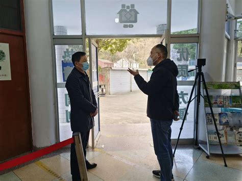方涛局长到双桥街道社区卫生服务中心开展春节慰问