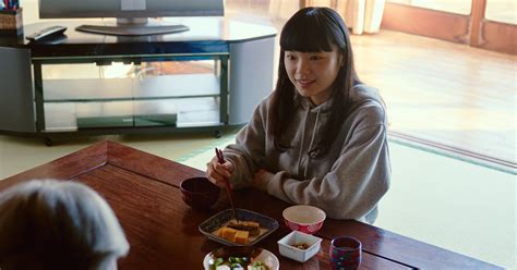 古川琴音がホラー映画初出演で新境地を魅せる 映画『みなに幸あれ』場面写真解禁｜bezzy ベジー ｜アーティストをもっと好きになるエンタメメディア