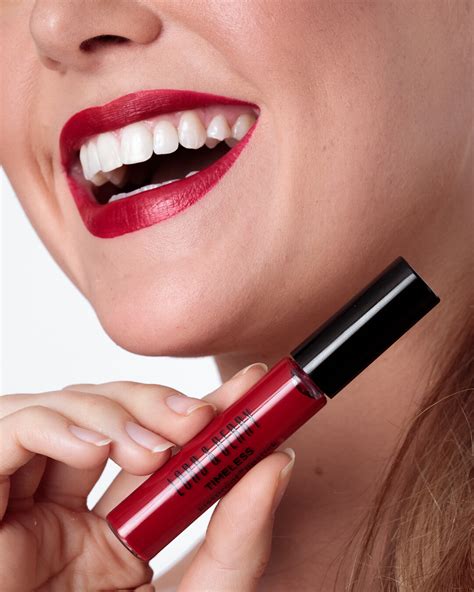 Mot Models Hollie Hobin