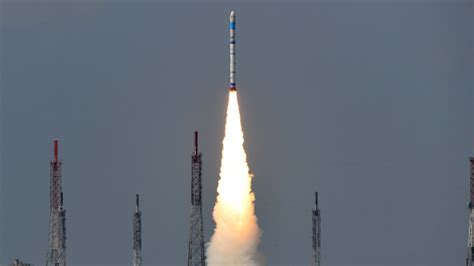 isro s ce20 cryogenic engine passes critical test featuring restart
