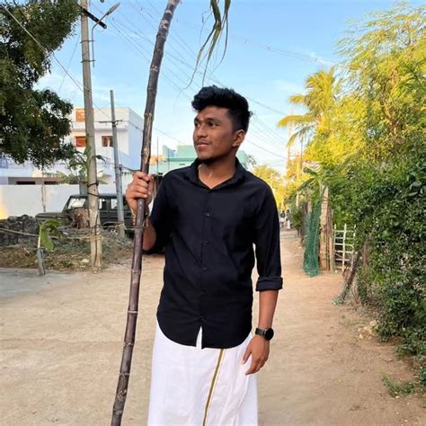 𝐒 𝐔 𝐍 𝐃 𝐀 𝐑 𝐄 𝐒 𝐀 𝐍💫 Red Evil 18 On Threads