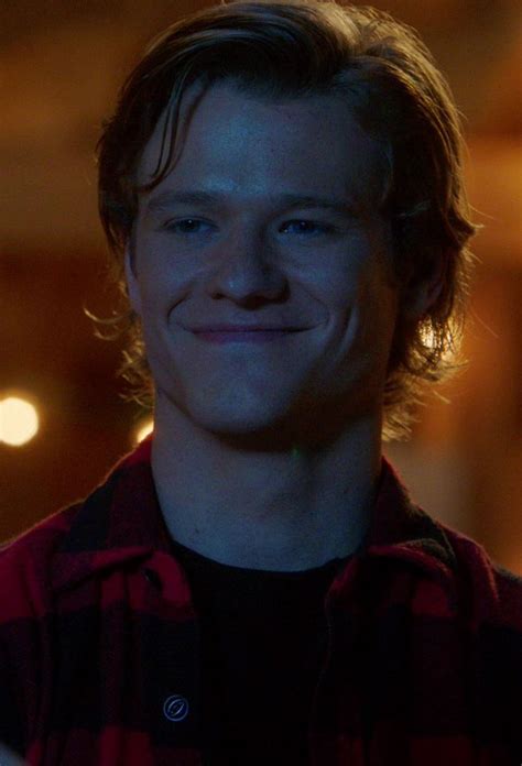 Pin By Christine Vez On Lucas Till Lucas Till Macgyver Lucas Till