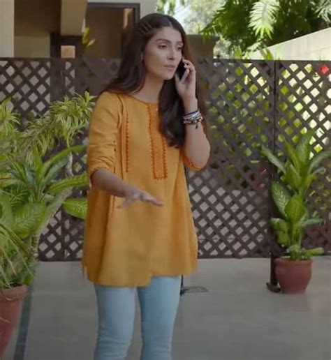 Ayeza Khan Dresses In Drama Chupke Chupke Showbiz Hut