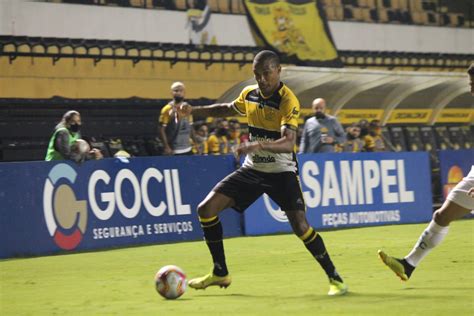 Criciúma e Ypiranga empatam em jogo de oito gols Mais Sul