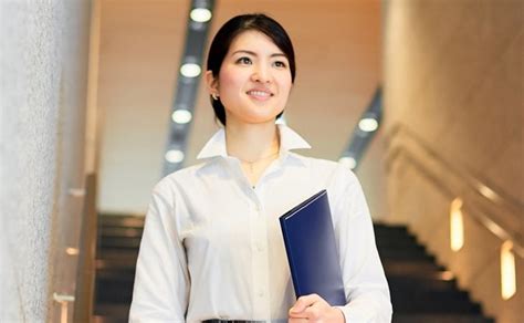 私、今の仕事ずっと続けられるかな？ 働き女子の転職事情を大調査！｜「マイナビウーマン」