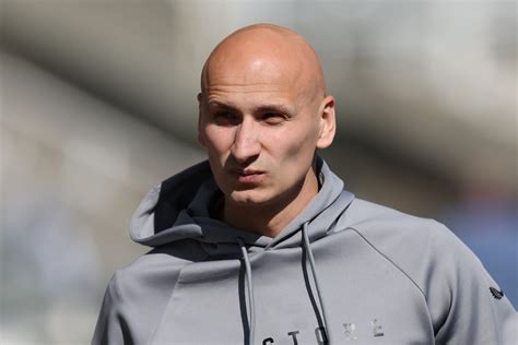 Nottingham Forest Set To Sign Newcastles Jonjo Shelvey