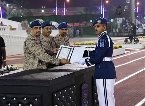 شروط معهد الدراسات الفنية للقوات الجوية