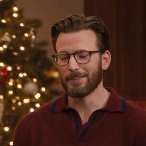 Pin By Jill Clark On Chris Evans Chris Evans Christopher Evans Robert Evans