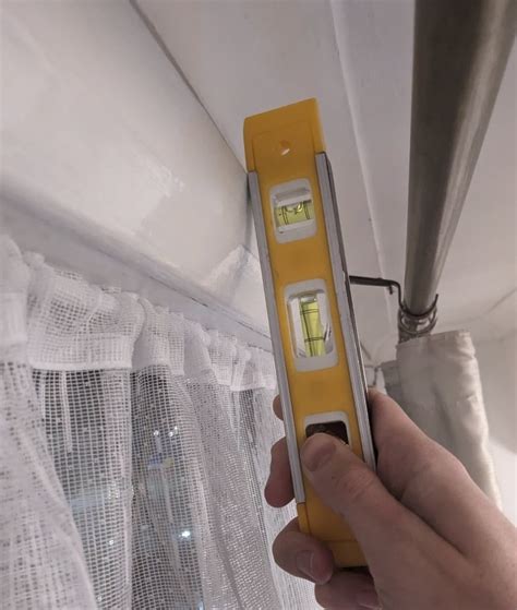 Fitting Venetian Blind Outside The Recess When The Intended Mount Is Not Level R Diyuk