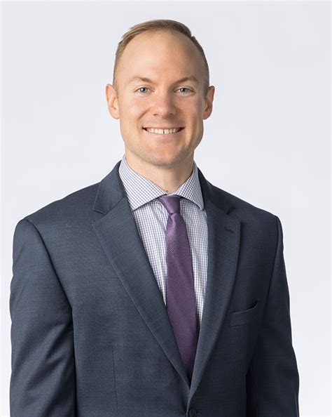 Riley Rischling Physical Therapist In West Omaha 144th And Center