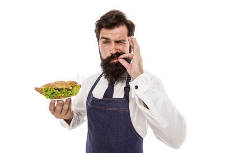 Bueno Para Lamer El Dedo El Hombre Barbudo Disfruta Del Sabor De La Comida Plato Cocinado Por