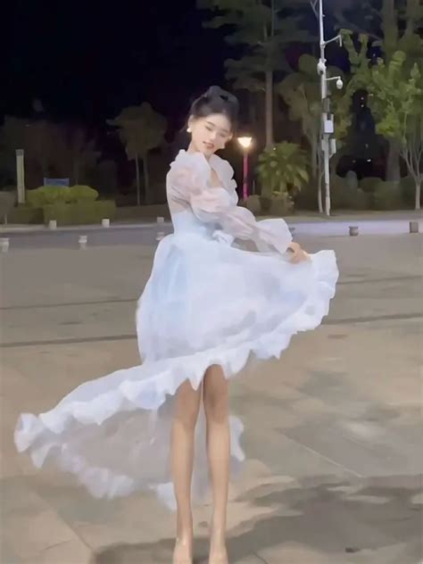 这世界所有美好都值得我们踮起脚尖 爱的华尔兹舞蹈 爱的华尔兹 高清1080P在线观看平台 腾讯视频