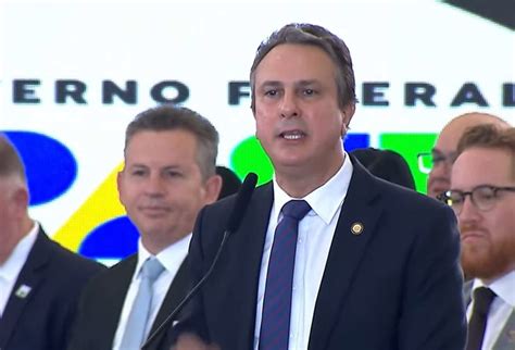 Diante Dos Baixos índices De Alfabetização Mec Lança Programa De R 2