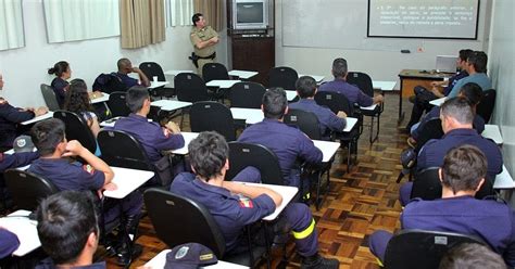 Agentes de trânsito farão curso de aperfeiçoamento