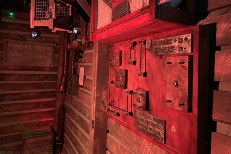Trapped Below Underground Escape Room Adventure At Extreme Escape San