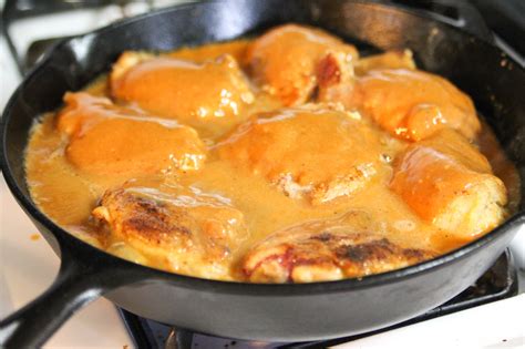 Honey Bbq Skillet Chicken Thighs