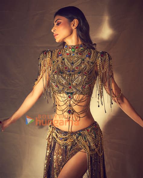 Mouni Roy Photos Images Hd Wallpapers Mouni Roy Hd Images Photos