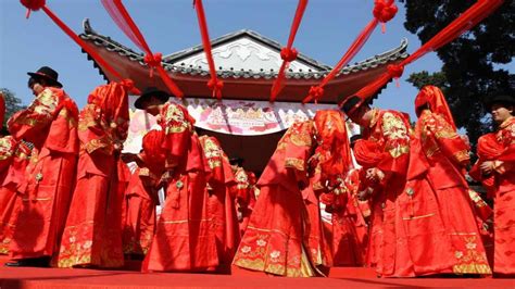 农村结婚难离婚易，不娶妻成村里笑料，30岁青年疯进精神病院
