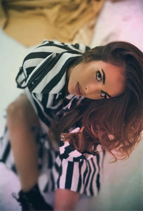 Яна Руснак Художник