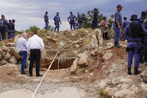 South African Government Seeks Experts Help To Bring Illegal Miners To