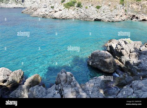 Italia Baia Della Penisola Sorrentina Hi Res Stock Photography And