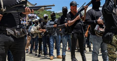 Grupo Paramilitar Embosca Y Secuestra A 60 Ejidatarios En Altamirano