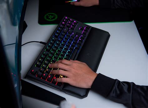 Razer BlackWidow Tournament Edition Chroma V2 Gaming Keyboard