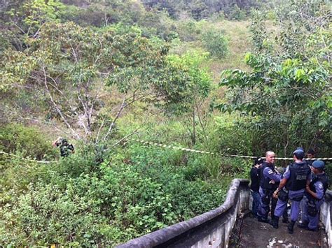 G Corpo de mulher é encontrado em terreno baldio em Manaus notícias em Amazonas