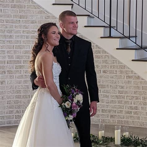 Grant Dawson Wife Elle Dawson Couples In Mma Players Bio