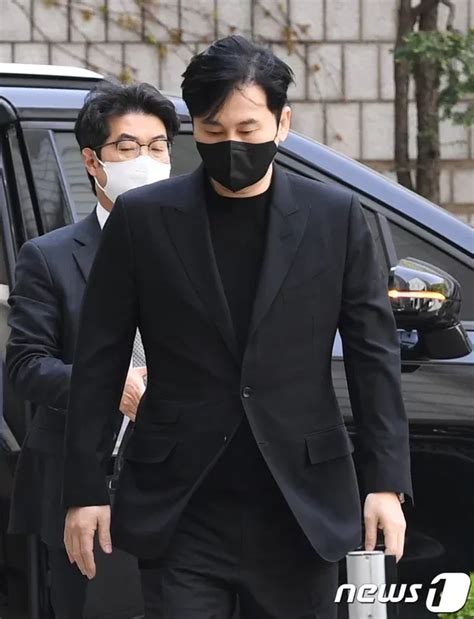 Park Bom Files Shocking Lawsuit Against Yang Hyun Suk For Alleged