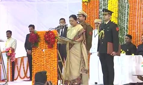 Anandiben Patel Takes Oath As Governor Of Madhya Pradesh
