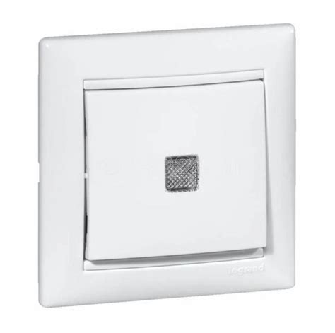 Legrand Valena Выключатель одноклавишный с подсветкой Цвет: Белый 1 шт ...