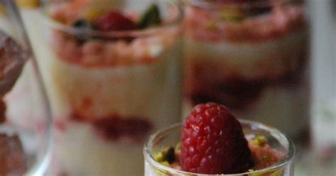 Tiramisu De Frambuesas Y Biscuits Roses De Reims — Chez Silvia