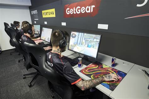 Sinners Se Postaví Proti G2 Esports Bude To Zápas Roku Bangercz