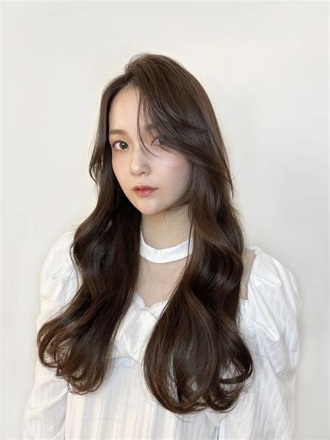 色っぽフェイスレイヤー ｜ ヘアカタログ ｜ Violet バイオレット 青山・表参道・銀座・横浜・名古屋栄の美容室