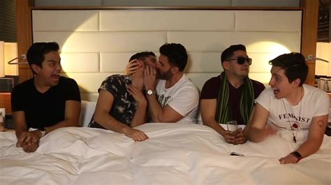 Youtubers Gay Friends Dare To Kiss Or Drink 4º Part