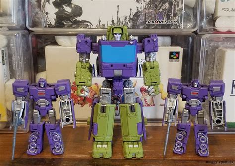 Dropkick Transformers G1 War For Cybertron Siege Ironhide