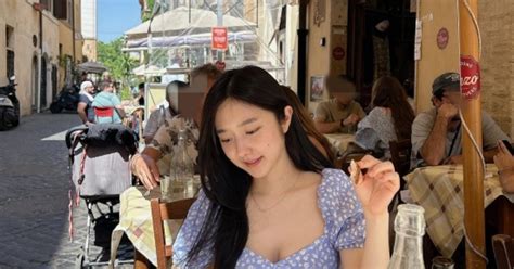 이혜성 해외 여행 중 먹방 삼매경 파스타 맛집