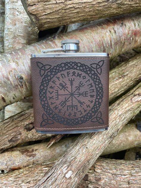 Viking Hip Flask Vegvisir 6oz Compass Elder Futhark Mead Whiskey