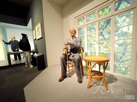 北京：“中国国家博物馆馆藏英模蜡像展”向公众开放 人民图片网