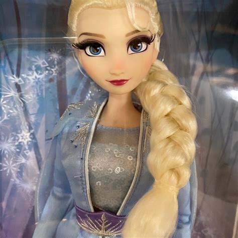 Disney Toys Disney Store Frozen 2 Elsa And Anna Limited Edition