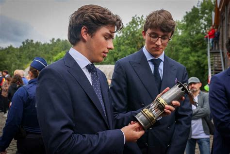 Les Princes Nicolas Et Aymeric Accompagnent La Reine Paola Aux