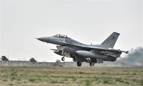 35th Fs Completes Localized Training Kunsan Air Base Commentaries