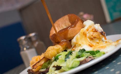 Traditional English Country Pubs In Chichester Country Pubs Serving