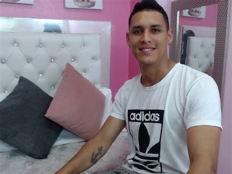 Thomaspeyton Free Live Webcam Show And Xxx Chat Xhamsterlive